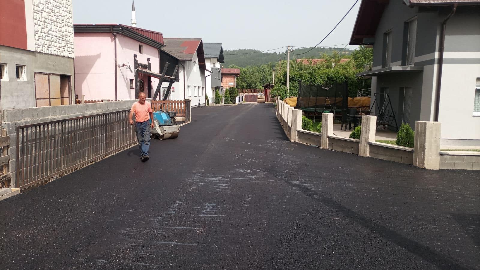 Počinje izgradnja i sanacija puteva u dvanaest travničkih mjesnih ...